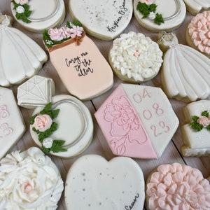 Pink & White Floral Bridal Shower Cookies - Etsy