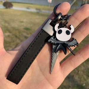 Hollow Knight Keychain Hollow Knight Figure Charm Key Holder Game ...