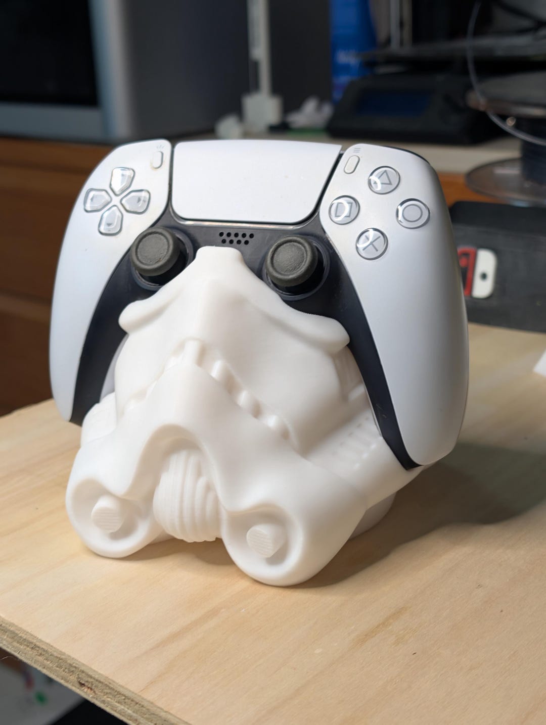 PS5 Stand Controller Stormtrooper - Etsy