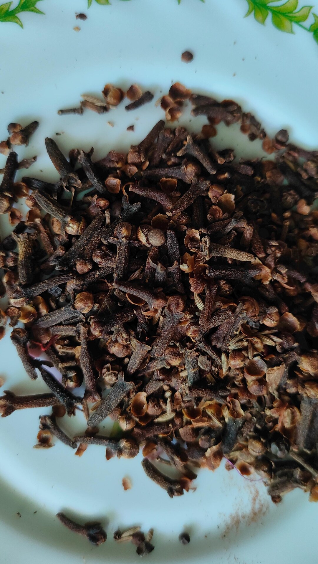 Whole Cloves | Laung | Kariyamboo | Lavanga | Lavang - Superior Quality ...