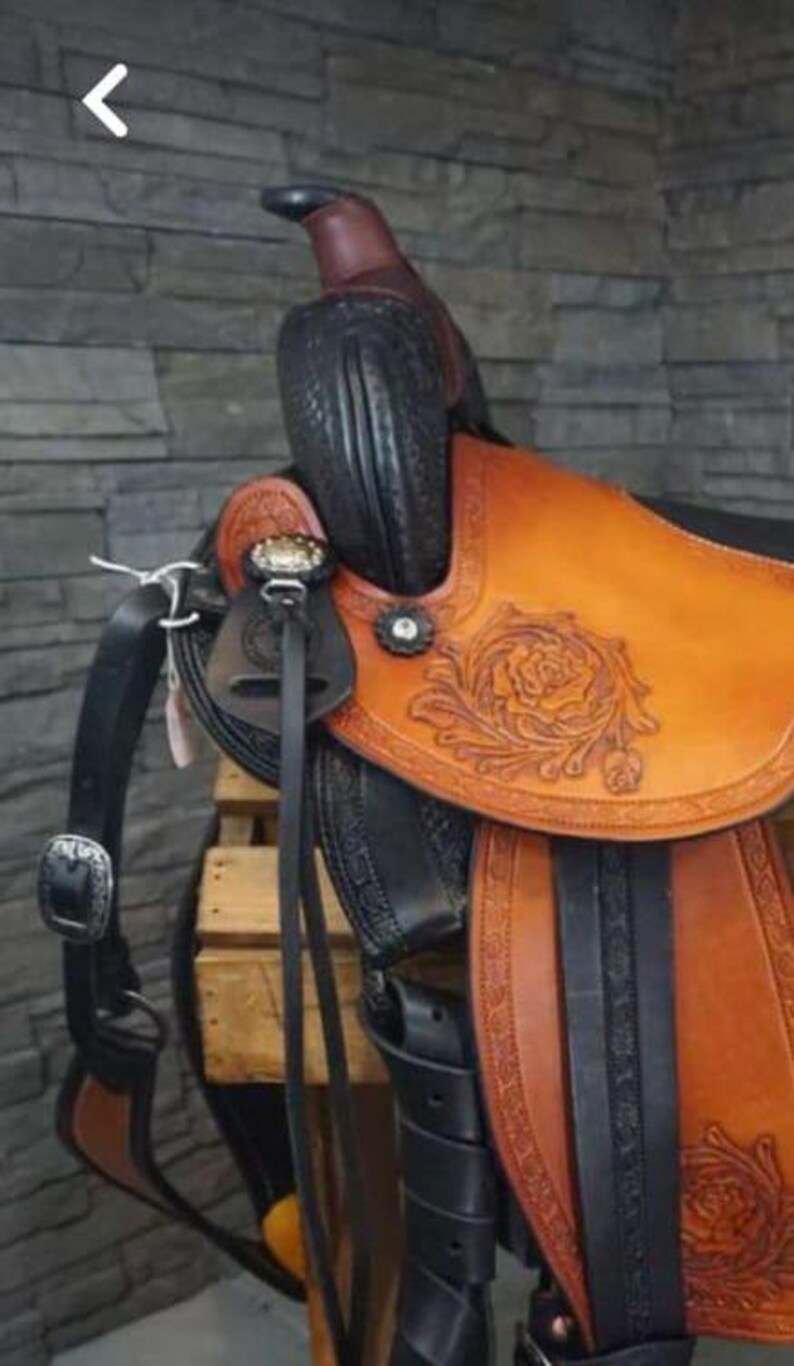 Western Endurance Horse Saddle Dark Chestnut Color and Black 16 ...