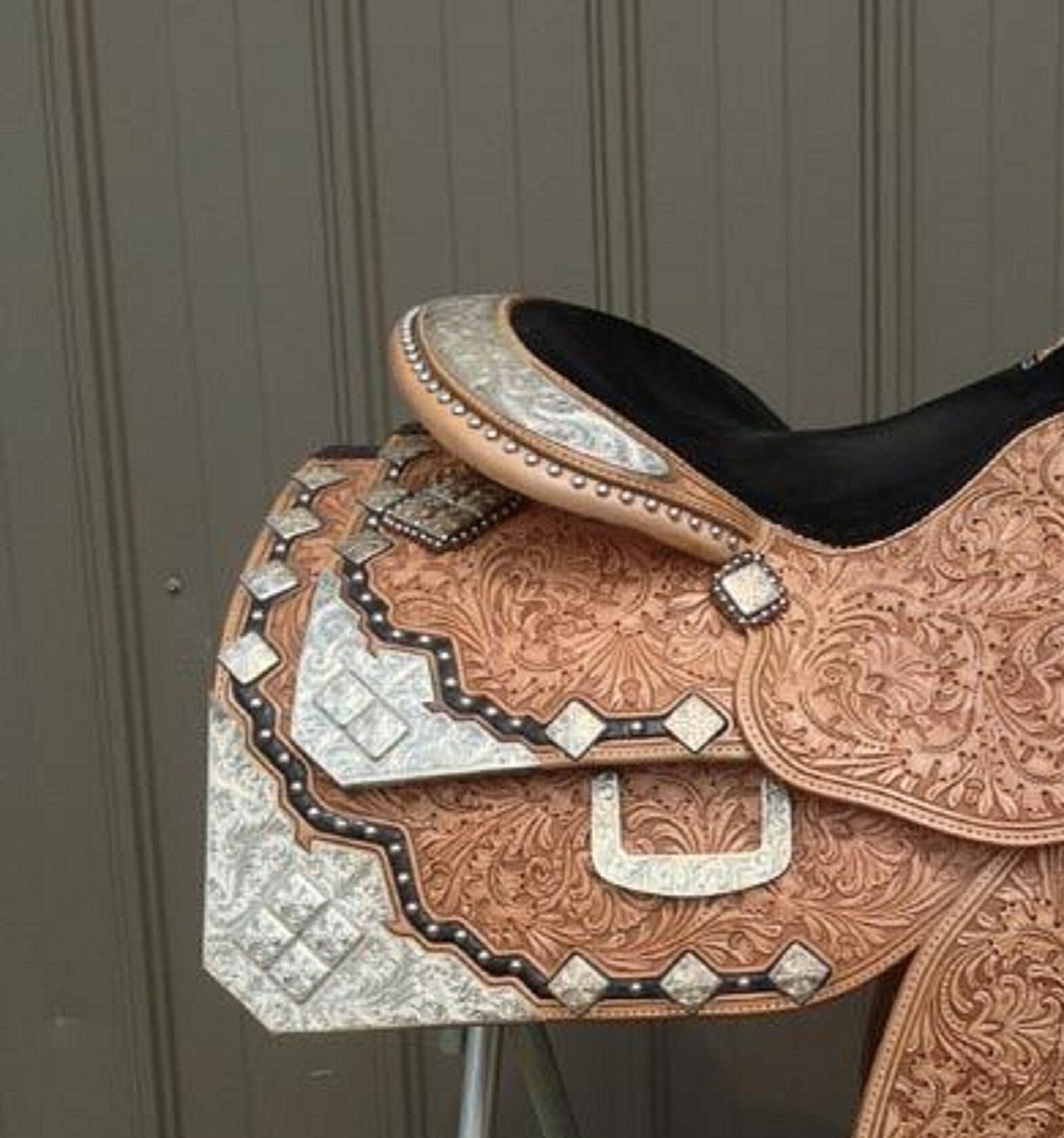 Handmade Western Show Saddle – Floral Carved Leather With Silver ...