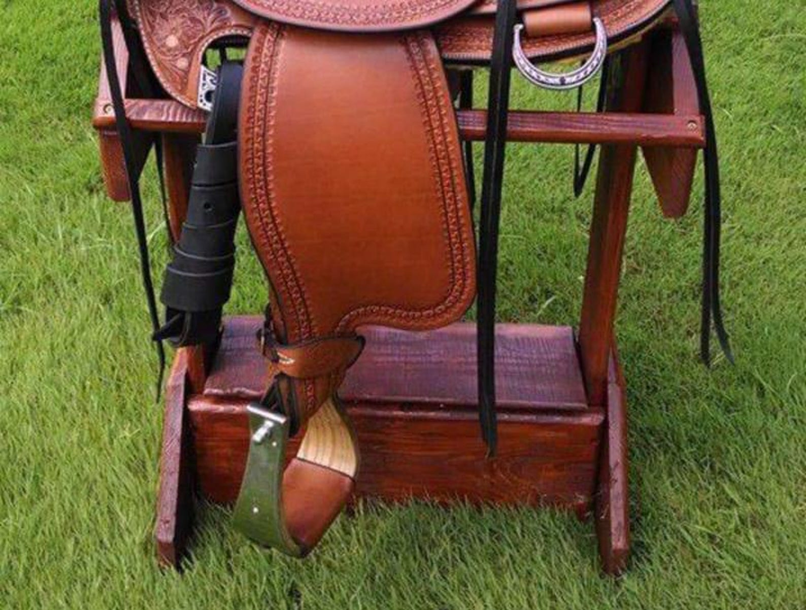 Western Roper Saddle Hot Seat Big Horn Horse Saddle ,chestnut and Black ...