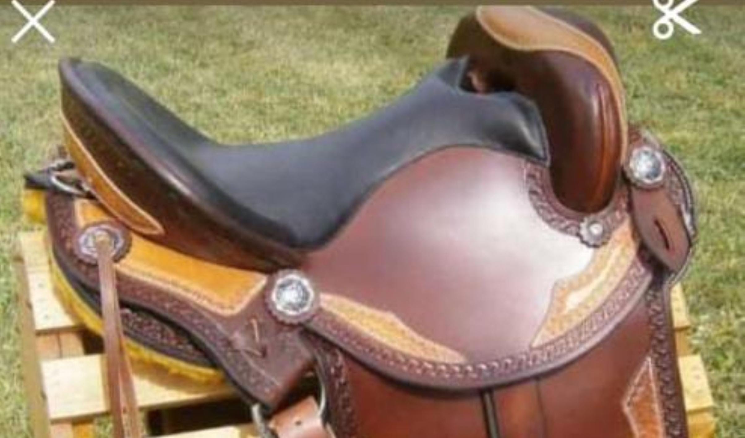 Endurance Saddle Eco Leather Saddle 16" Inch Colour Chestnut and Yellow ...