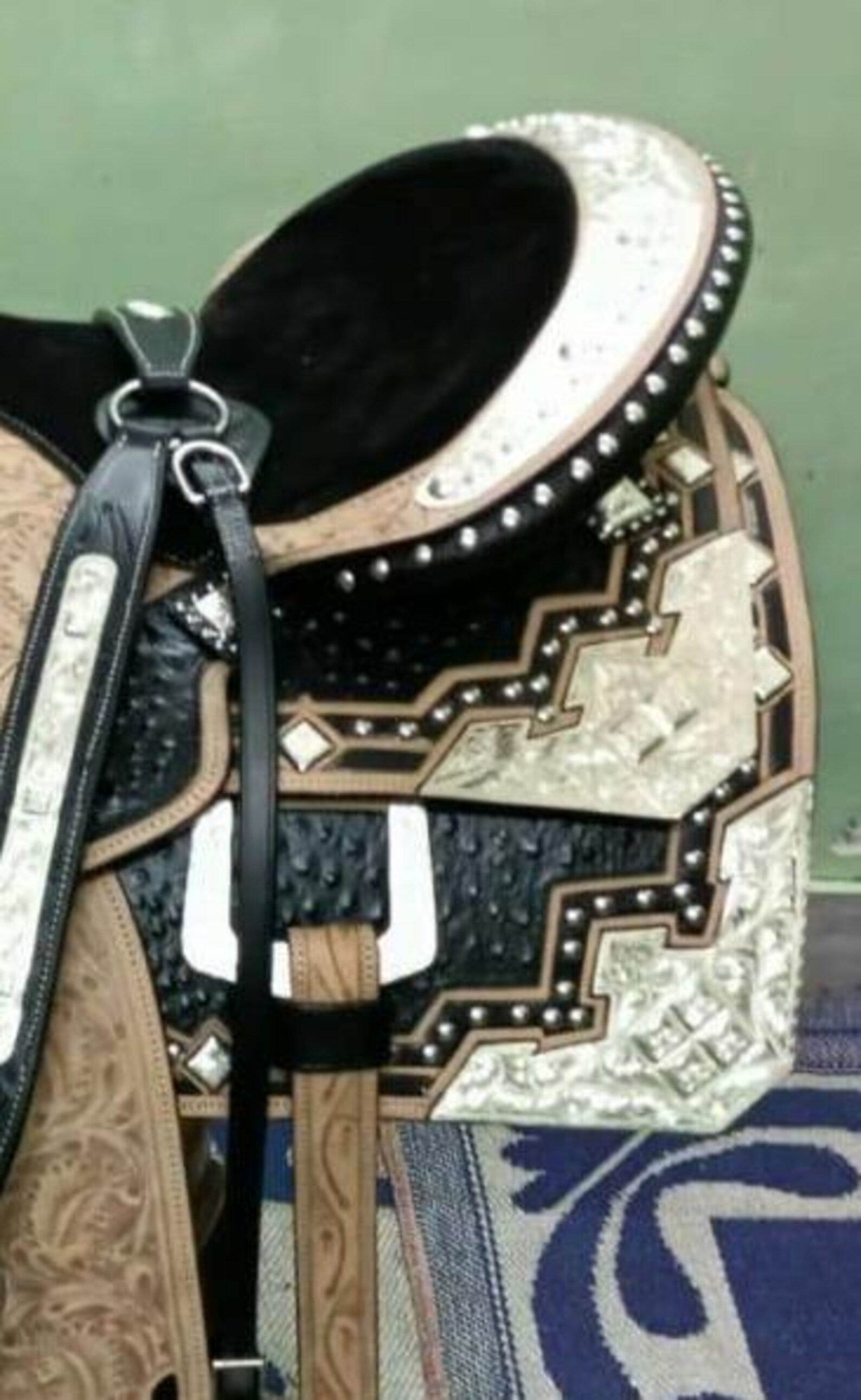 Handmade Western Show Saddle, 16'' Eco Leather, Headstall & Briestcolor ...