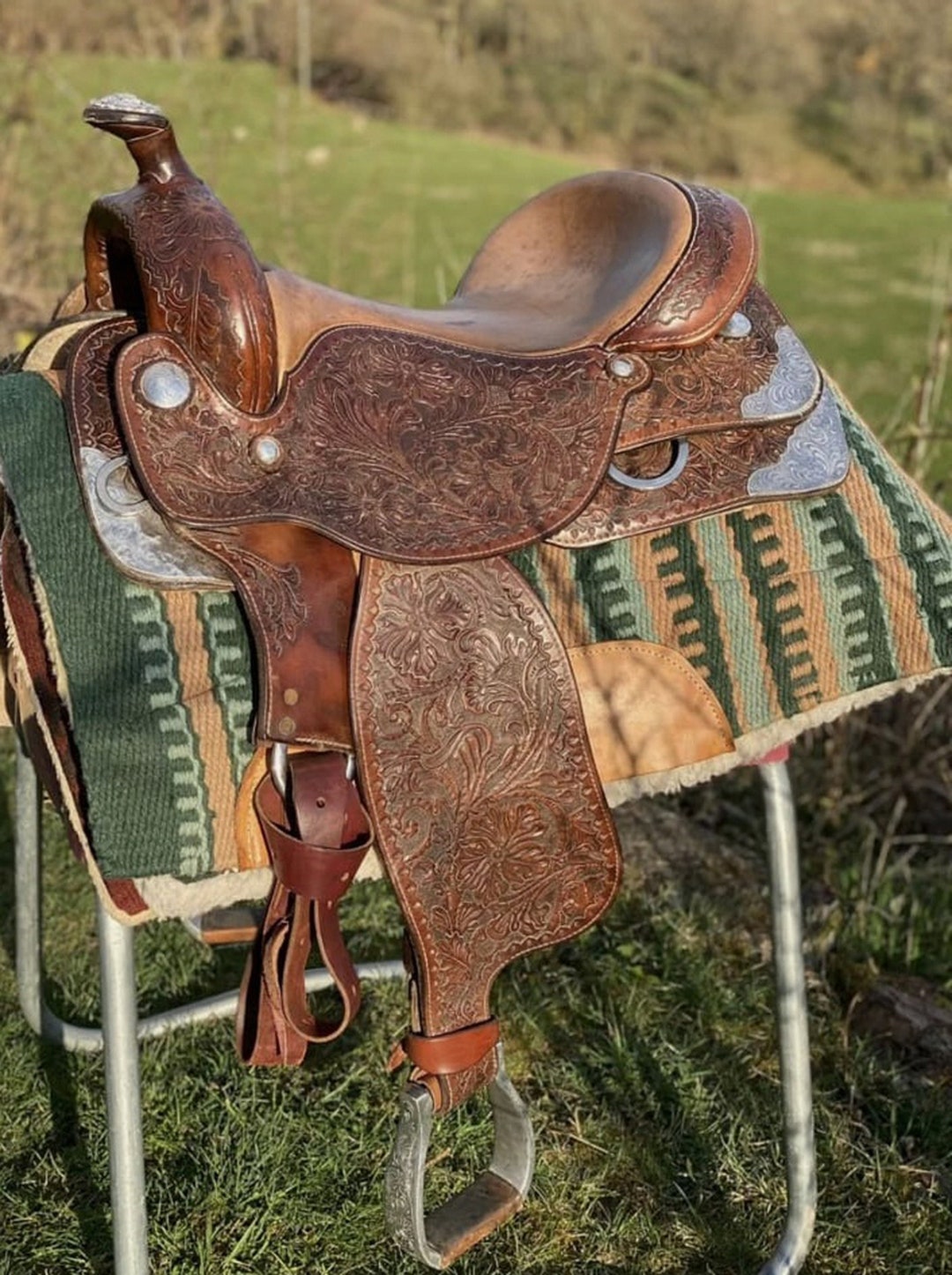 Western Show ''horse Tack'' Saddle ''equestrian Gear'' Seat -16'' Color ...