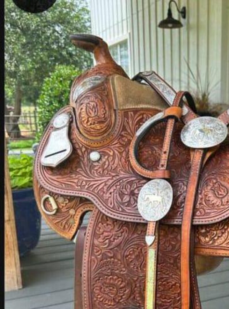 Western Show Saddle Horse Saddle Colour Chestnut 16" in Pleasure Trail ...