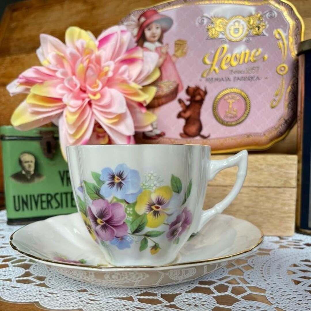 Delicate Royal Windsor Vintage Ribbed Teacup With Pansies - Etsy