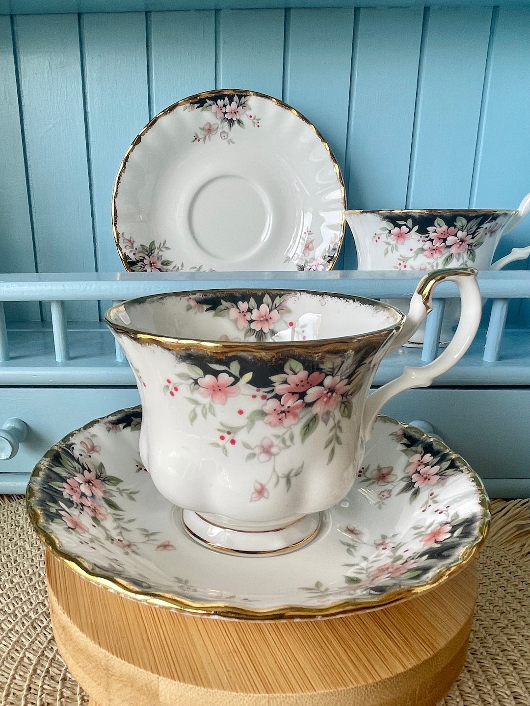 Vintage Royal Albert royal Choice Series Marlborough Teacup & Saucer ...