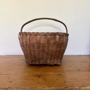 Antique Primitive Handwoven Gathering Basket - Etsy