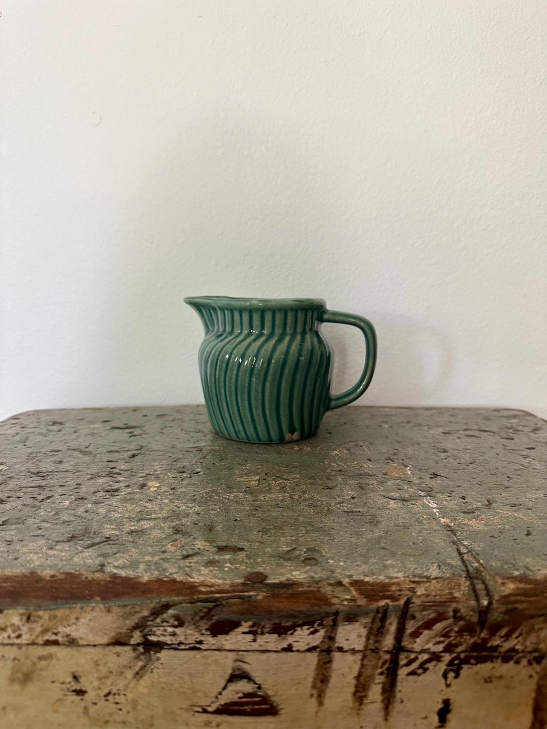 Vintage Green Unmarked Chunky Swirl Line Pitcher - Etsy