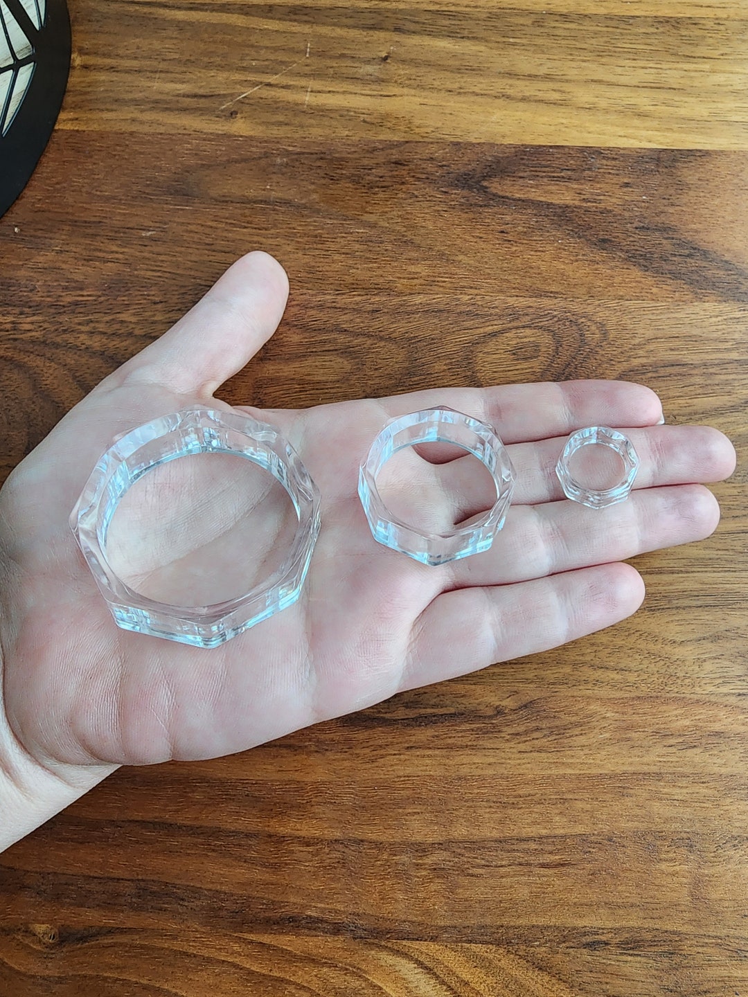 Acrylic Sphere Stands | Display Holders for Crystal Spheres | Diamond ...