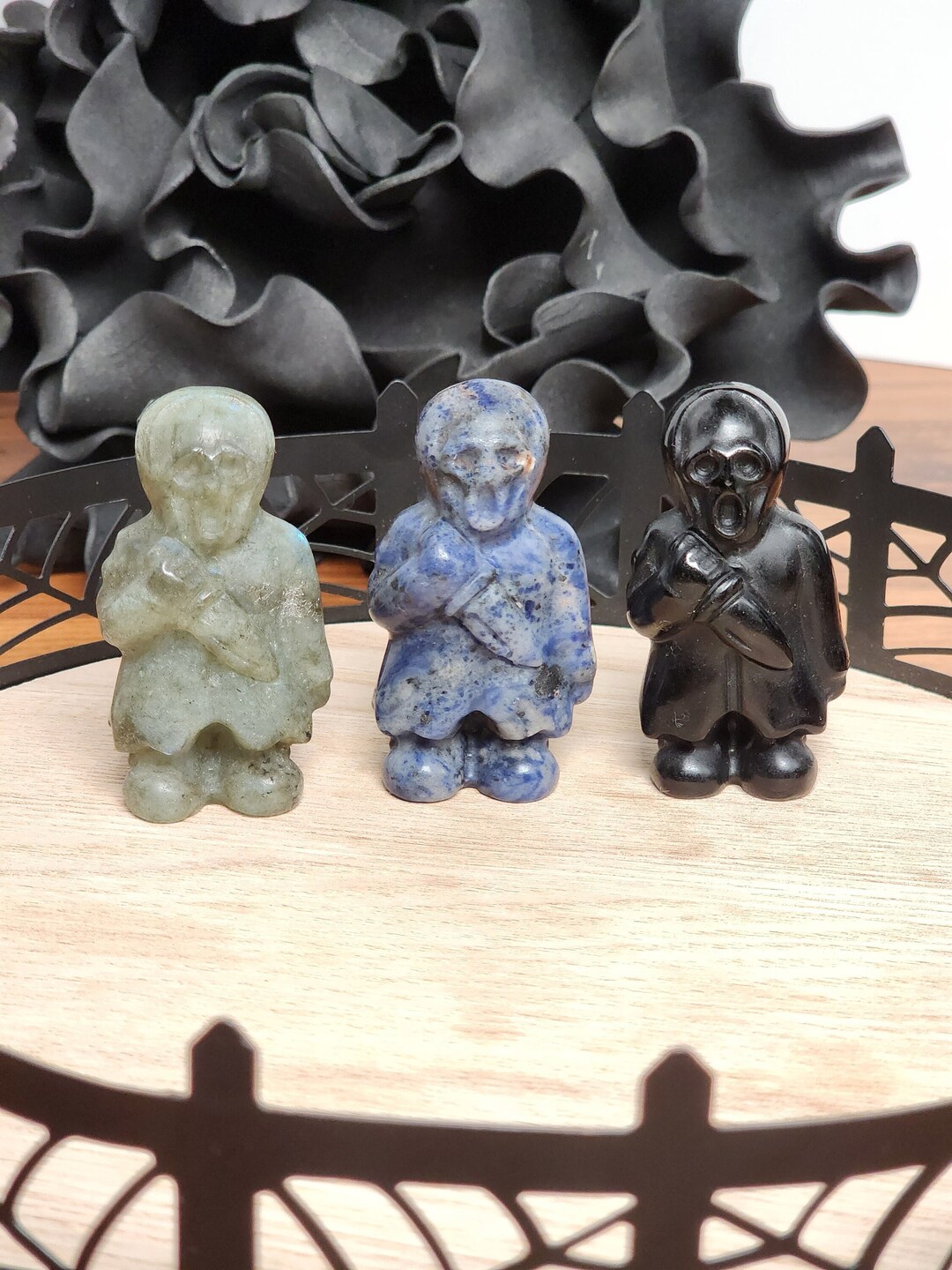 Screamer Crystal: Horror Movie Villain Carved in Obsidian, Labradorite ...