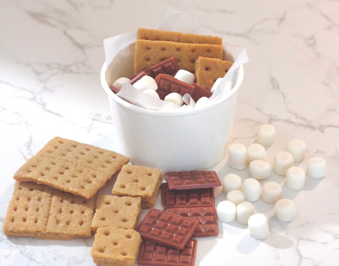 Campfire Smores Wax Melts, Graham Crackers, Chocolate, Marshmallows ...