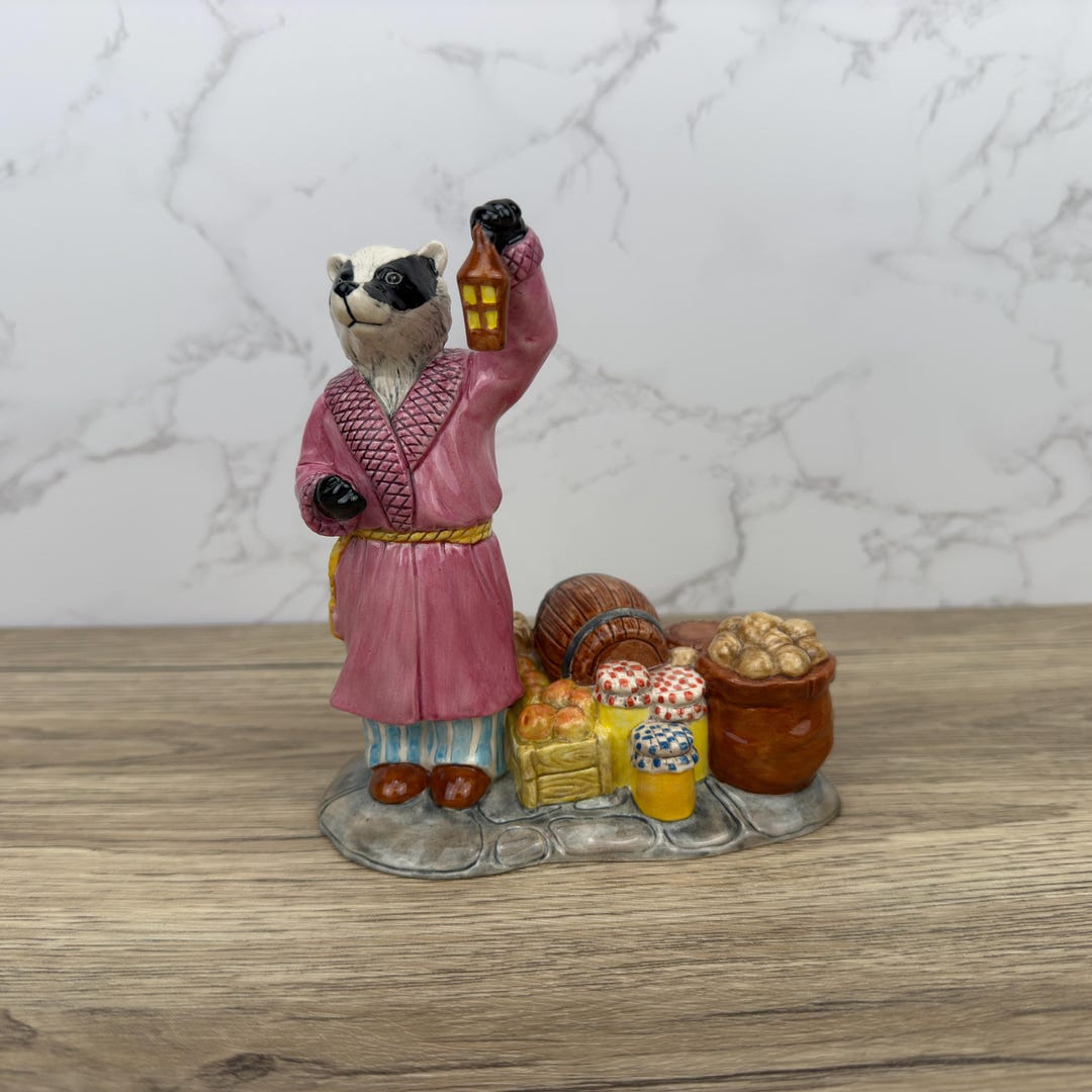 VINTAGE Royal Doulton Badgers Winter Store, the Wind in the Willows ...