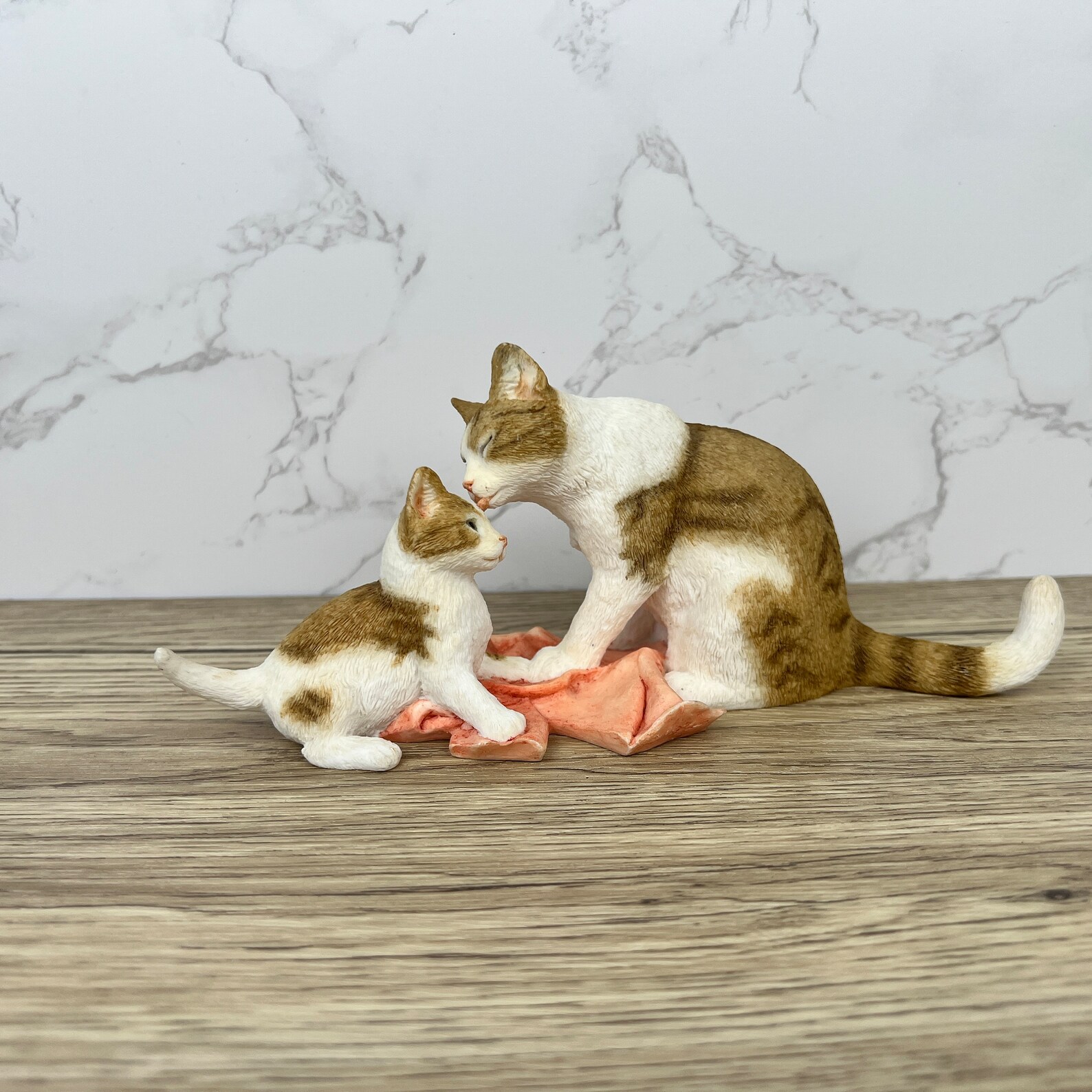 Ginger Cat and Her Kitten, Resin Cat Family Figurine, Perfectly ...