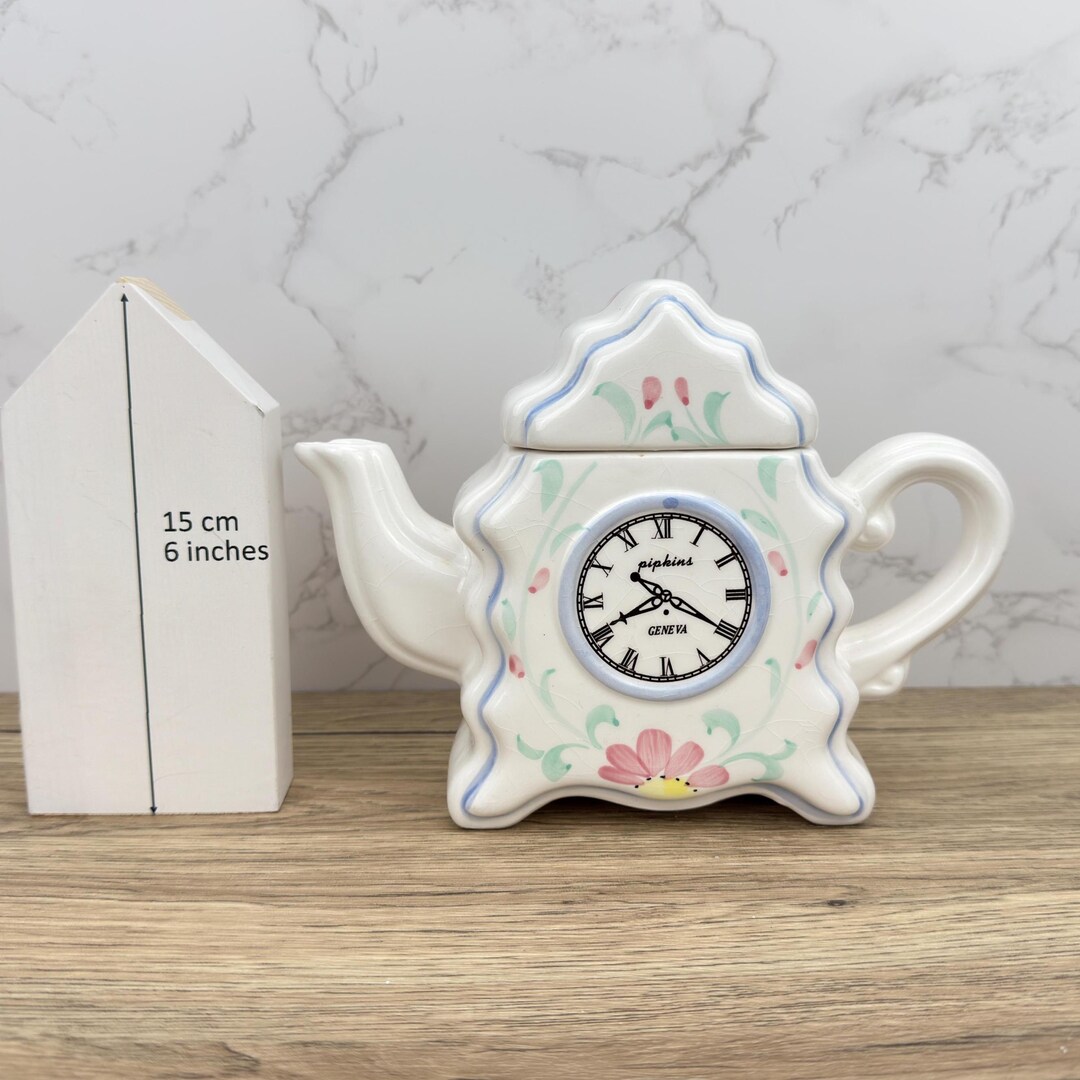 Vintage Clock Shaped Collectible Teapot, Kitchen Decoration Display ...