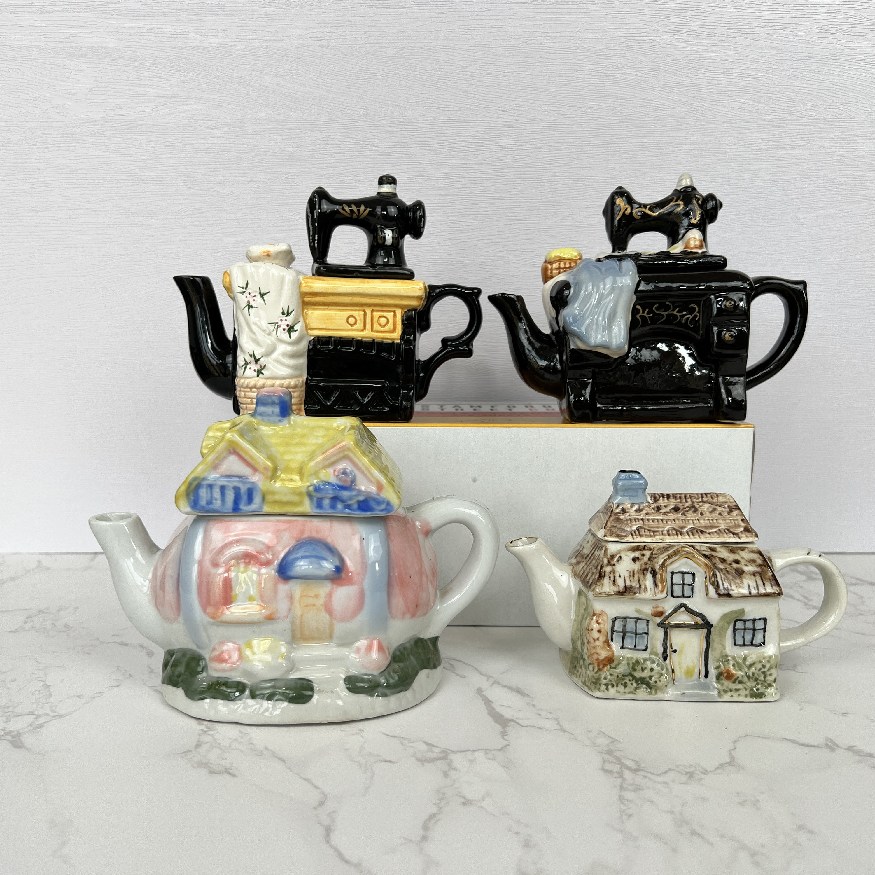 Small Porcelain Teapots, Miniature House Teapot, Sewing Machine Teapot ...