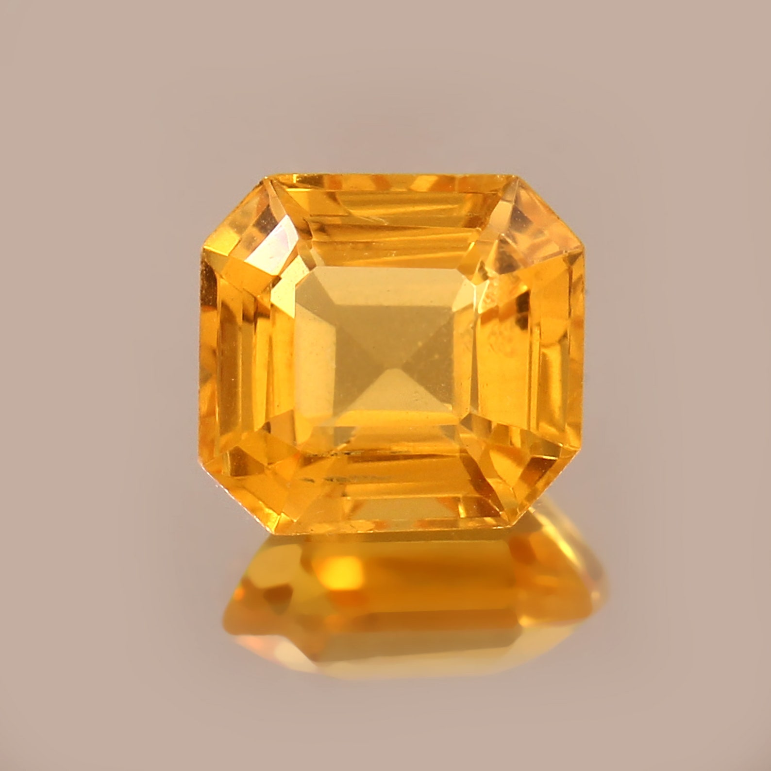 5.95 Ct Yellow Topaz Square Shape 11x11x7mm VVS Clarity Loose Gemstone ...