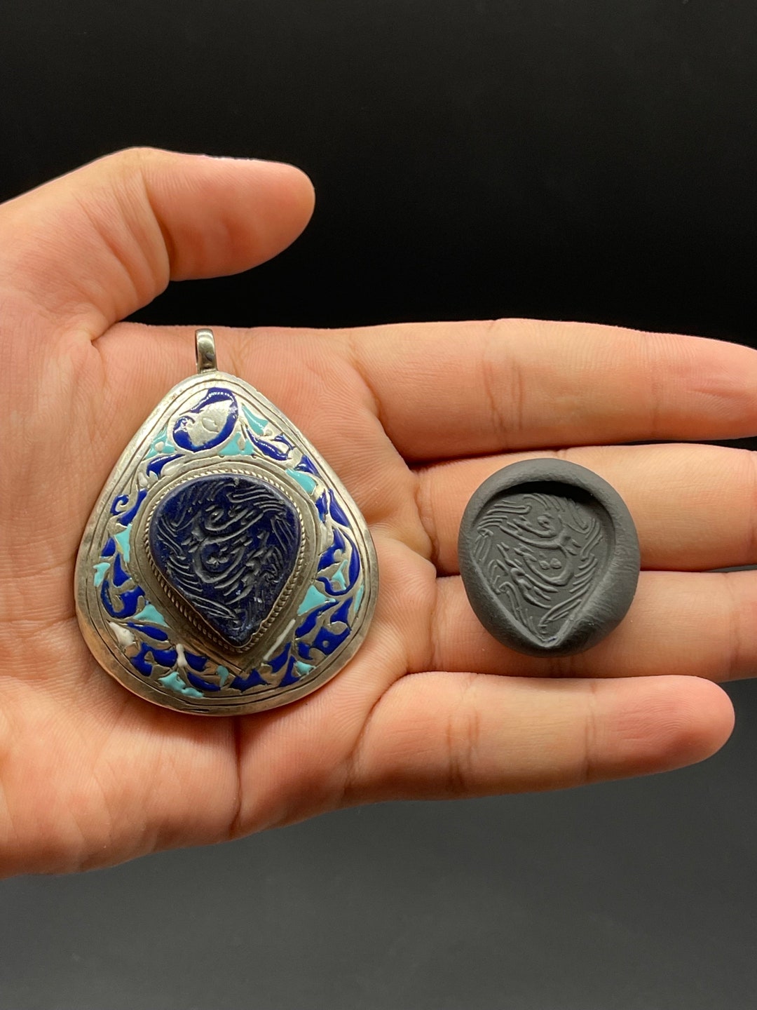 Lovely Traditional Unique Islamic Writing Engraved in Lapis Lazuli ...