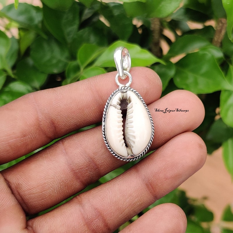 Cowrie Shell Pendant - Etsy