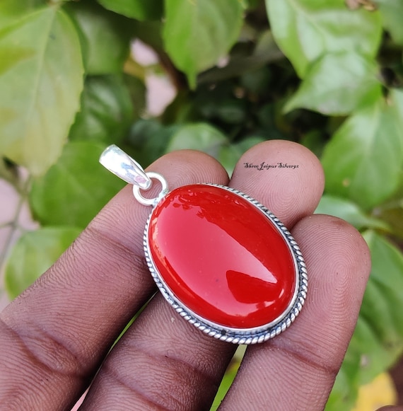 Red coral silver jewelry store