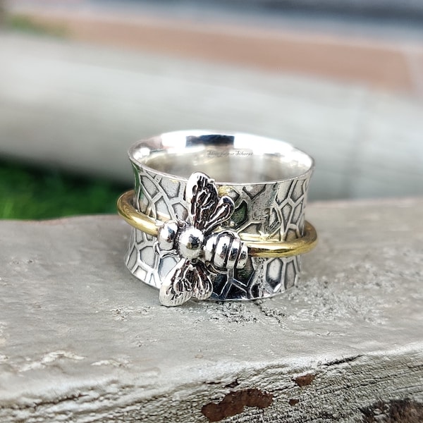 Bee Ring - Etsy