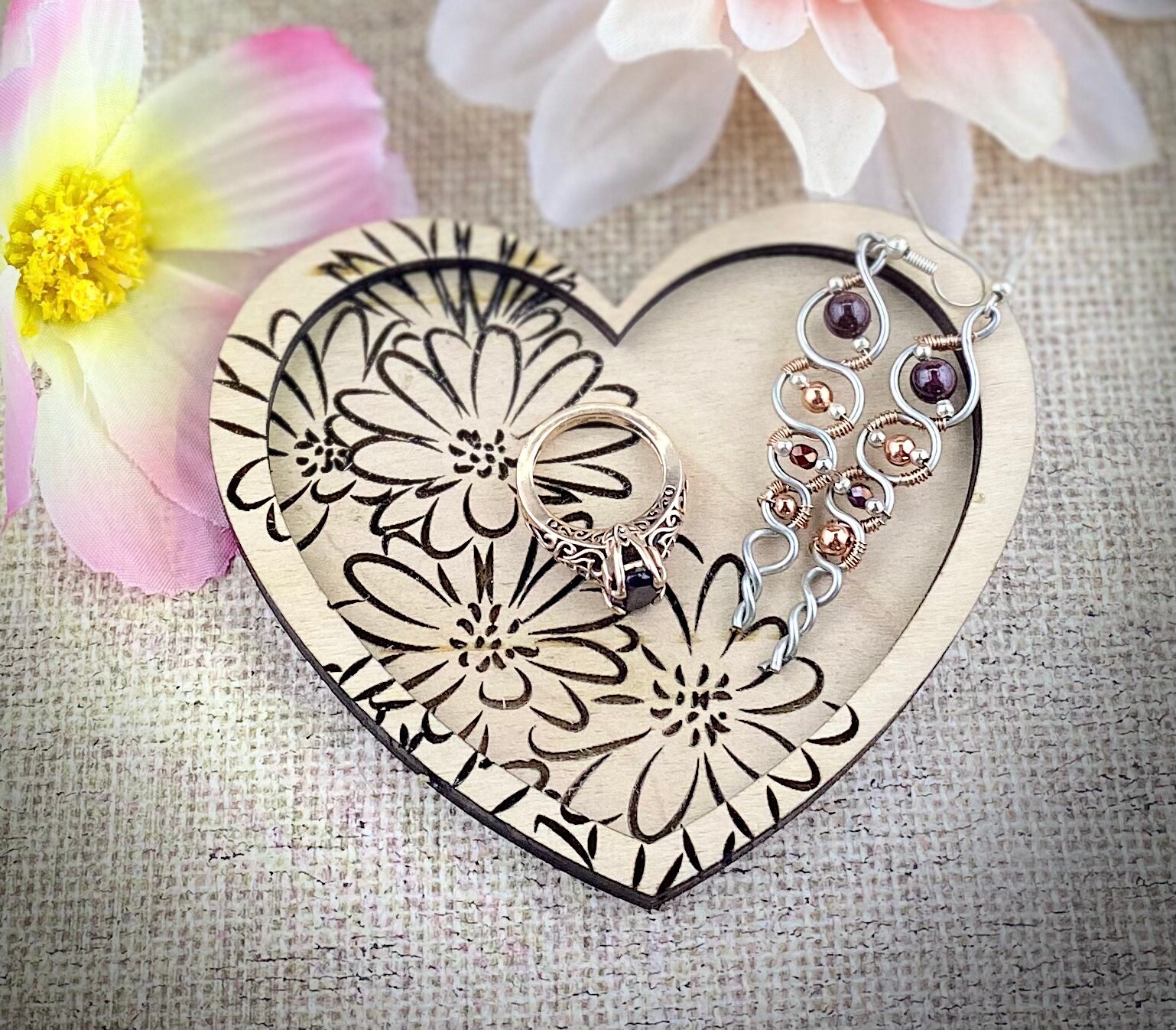 Hand Drawn Floral Engraved Trinket Ring Dish SVG Glowforge - Etsy