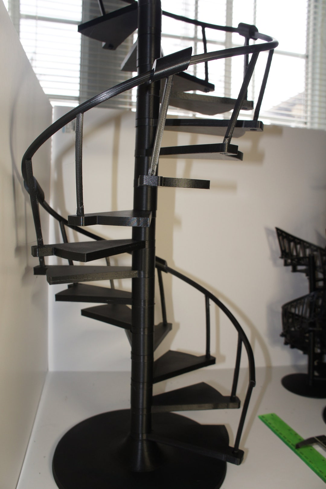 SPIRAL STAIRS 1:4 Scale for Dollhouses 16 Steps - Etsy