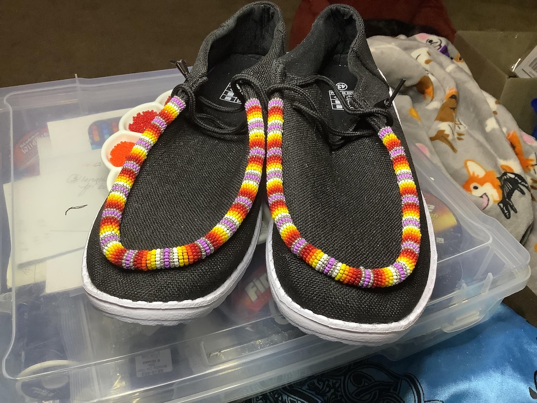Native American Beaded Canvas Loafers Woman’s Size 10 - Etsy