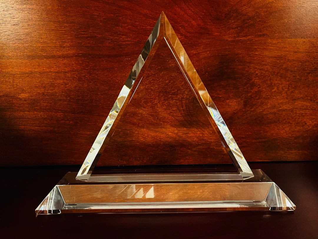 Classic Crystal Triangle Summit Award, Free Engraving, Ideal for Gift ...