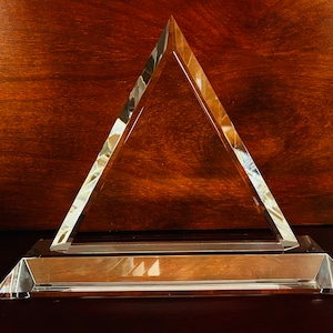 Classic Crystal Triangle Summit Award, Free Engraving, Ideal for Gift ...