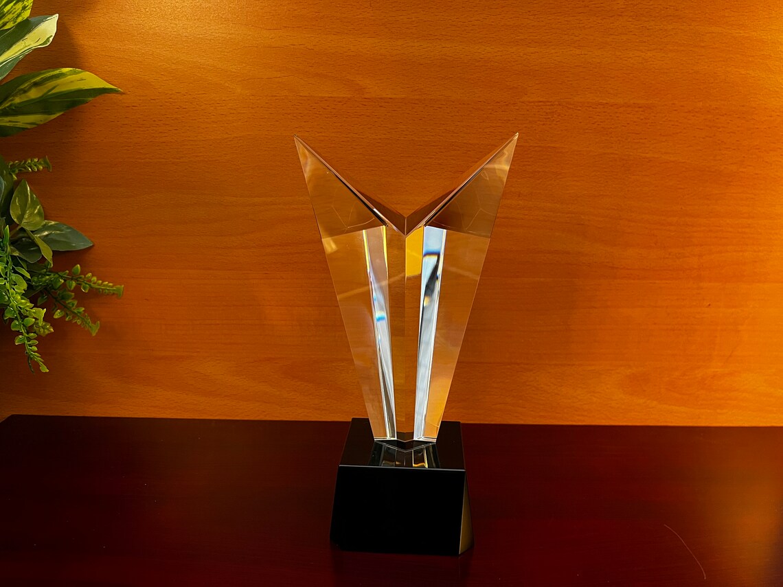 Crystal Victory Award With Black Base, Free Engraving, 3 Sizes ...