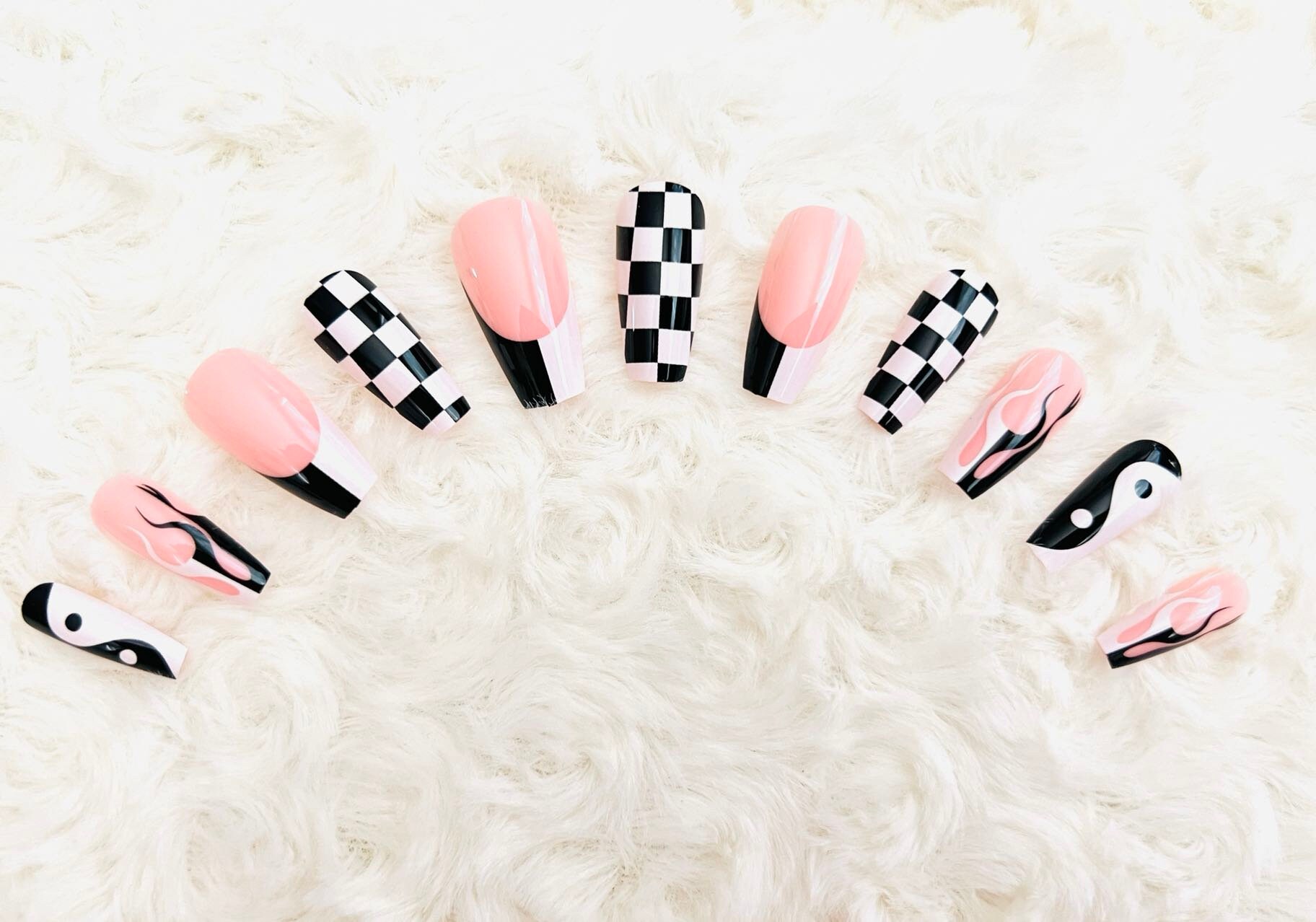 Checkerboard Press on Nails: Black & White Lattice, Luxury False Nails ...