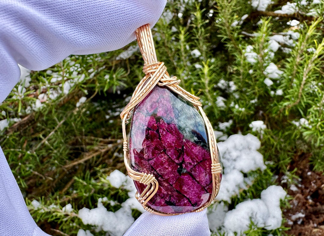 DRAGON BLOOD, Epidote Jasper, 14 Karat Unique Gold Pendant With 62ct ...
