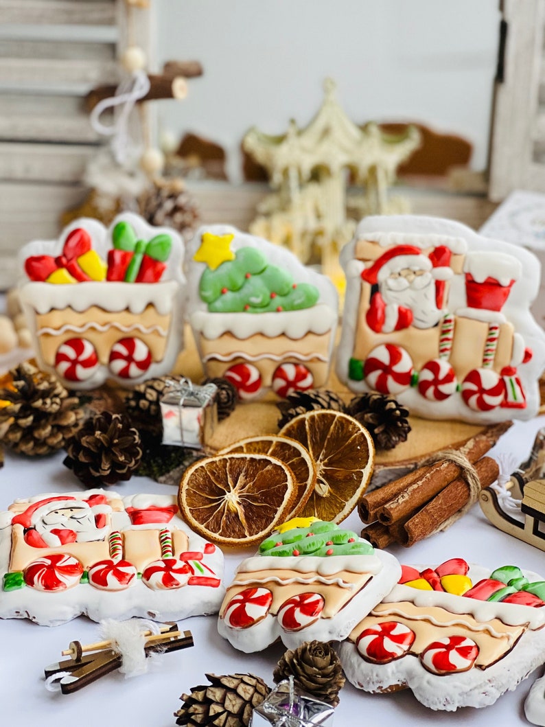 Santa Claus Christmas Gingerbread Custom Decorated Sugar Cookies Set ...