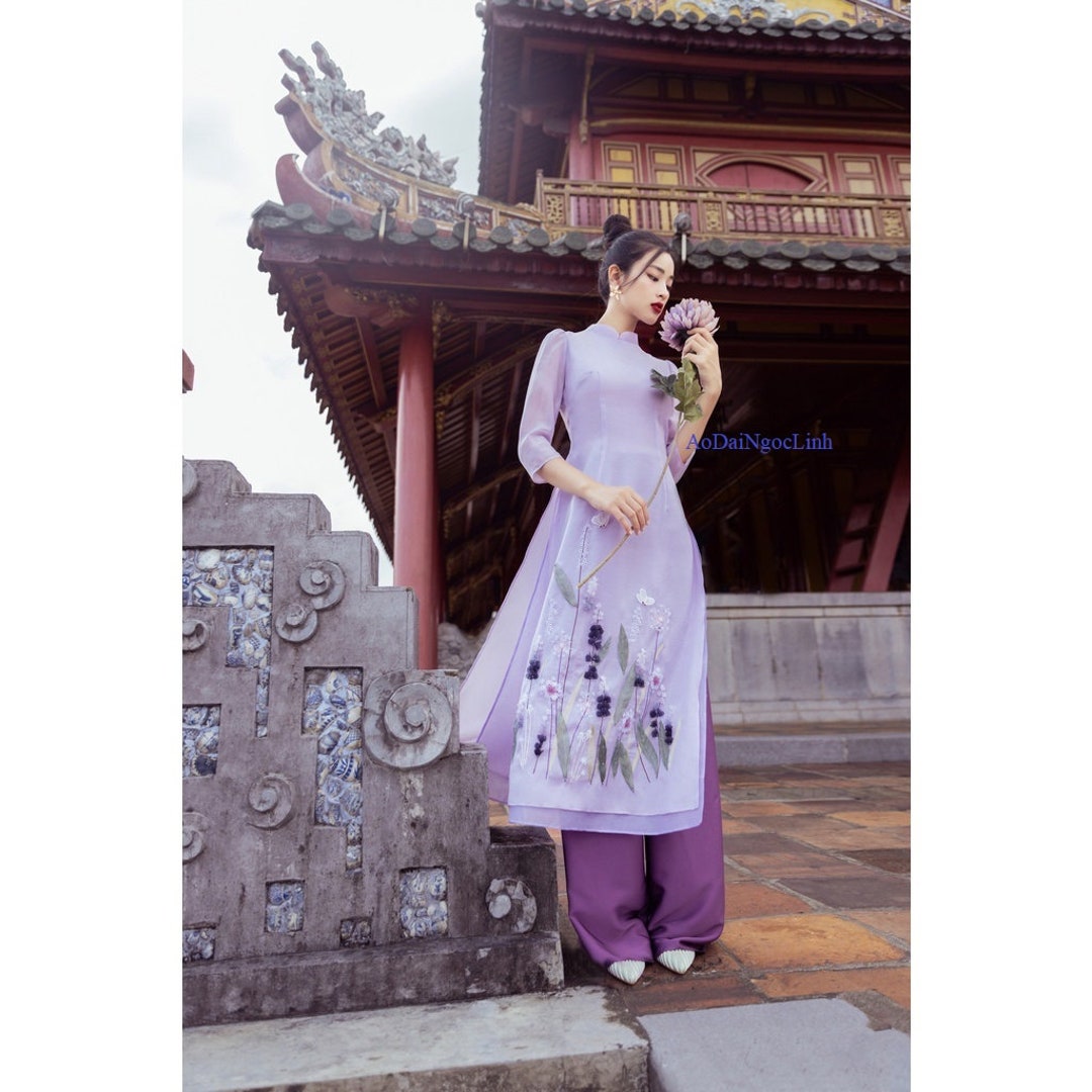 Pre-make Vietnamese Traditional Ao Dai, Innovative Purple Ao Dai ...