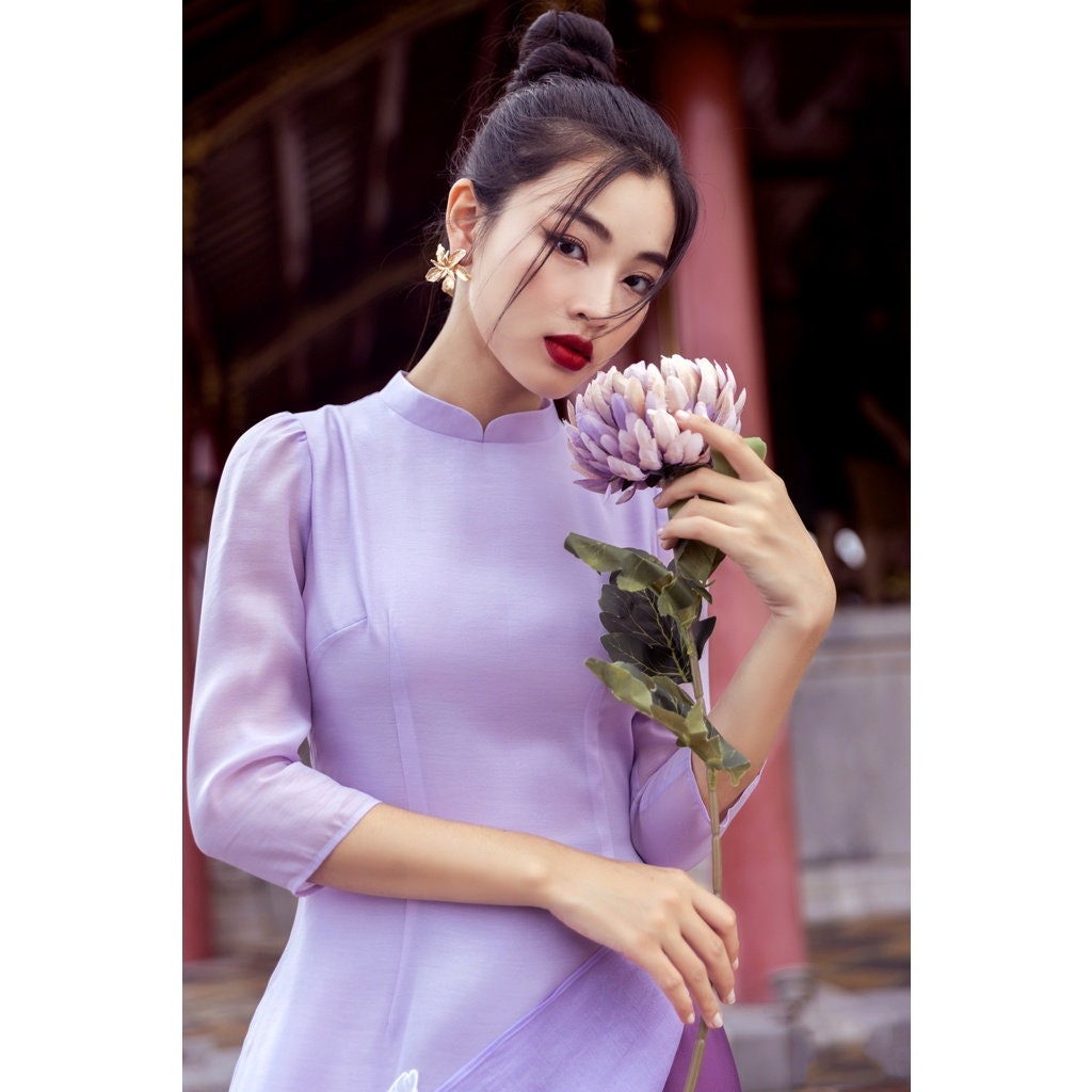 Pre-make Vietnamese Traditional Ao Dai, Innovative Purple Ao Dai ...