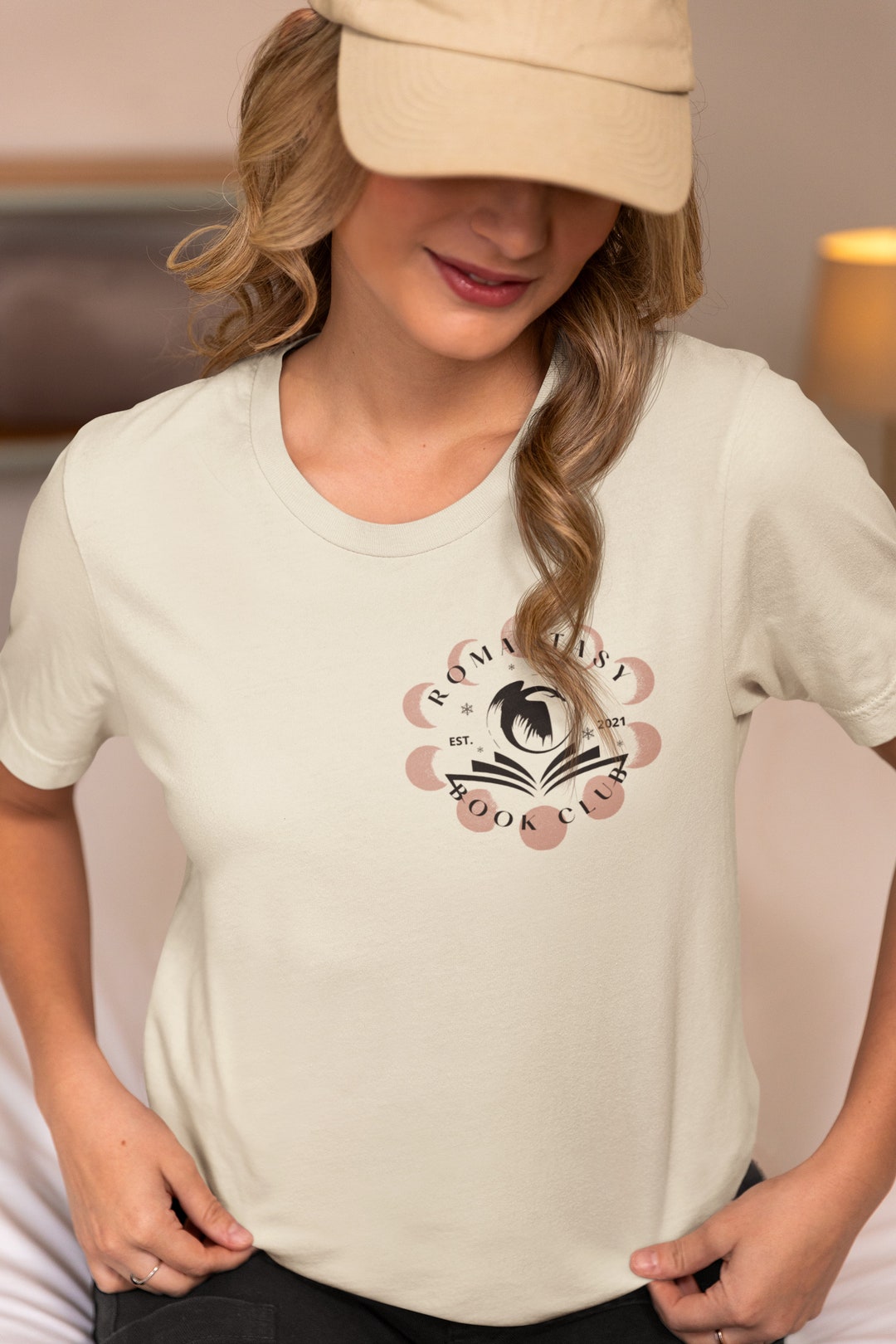Romantasy Book Club T-Shirt - Etsy France