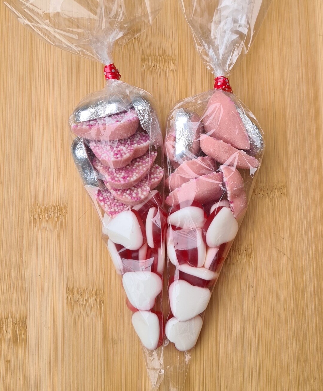 Small Sweet Cone Gift, Haribo Heart Throbs, Jazzie Heart, Foil ...