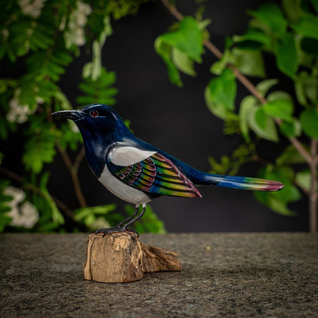 Hand Carved & Painted Magpie - Etsy