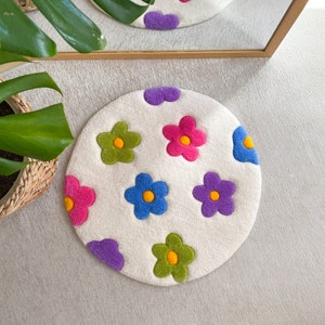 Tuft Rug Flower / Hand Tufted Rug, Custom Rug, Soft and Aesthetic ...