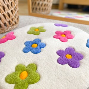 Tuft Rug Flower / Hand Tufted Rug, Custom Rug, Soft and Aesthetic ...
