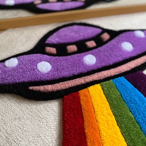 Rainbow UFO Tufted Rug / Soft and Fluffy, Custom Tuft Rug, Housewarming ...