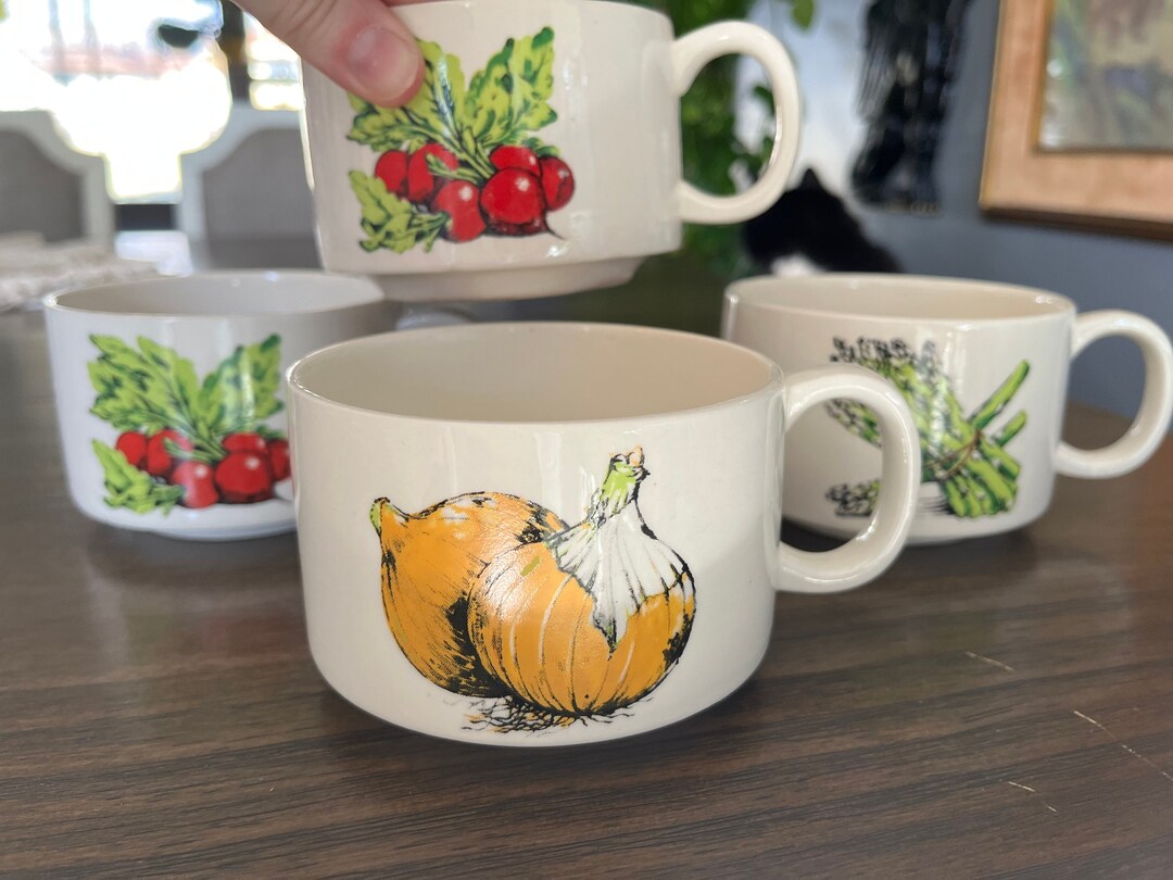 Vintage Coffee Mugs, Onion, Asparagus, Radishes, Set of 4, off White ...