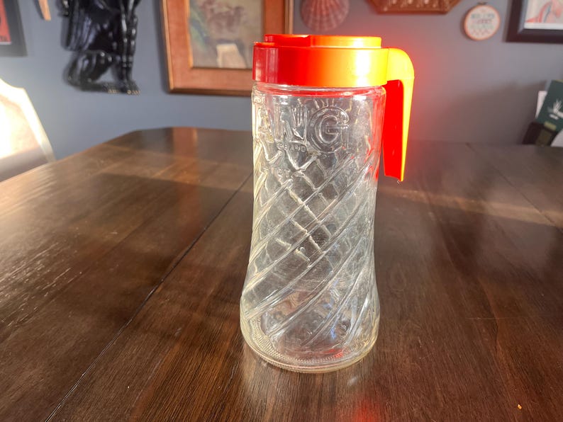 Vintage TANG Juice Pitcher | 1960s Anchor Hocking Swirl Carafe - Etsy