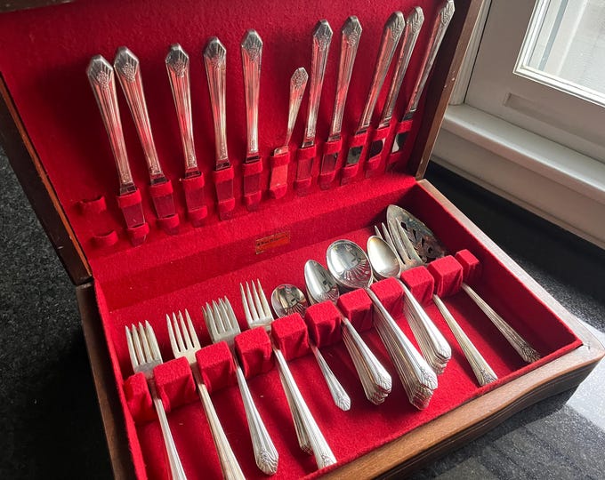 Vintage Wm. Rogers Silverplate Flatware Set: Imperial Art Deco Pattern ...