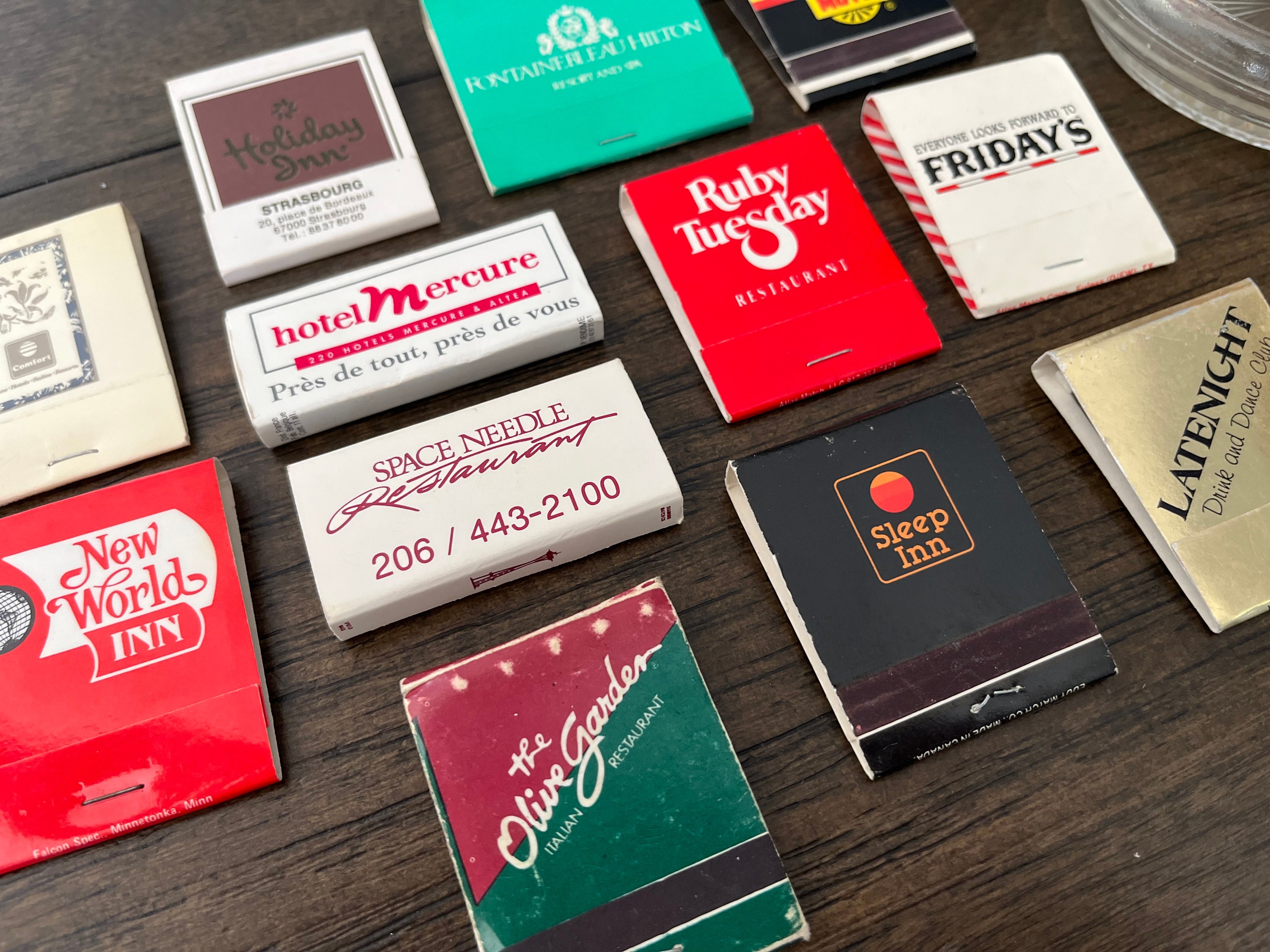 Gift Set, Match Books and Boxes With a Uv Reactive Ash Tray, Manganese ...