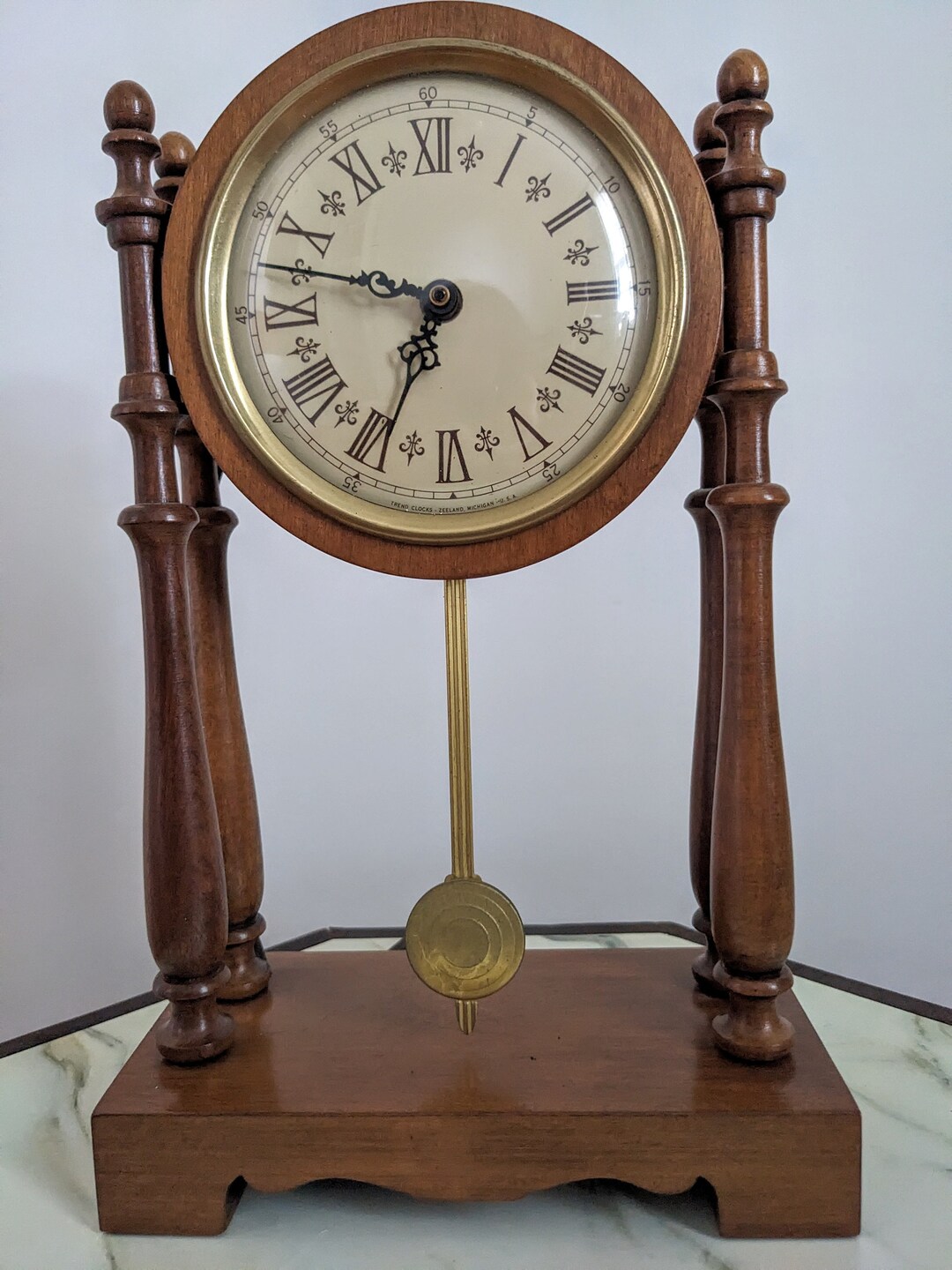 Vintage Trend Clock, Zeeland Michigan USA. Counter Clock Pendulum. - Etsy