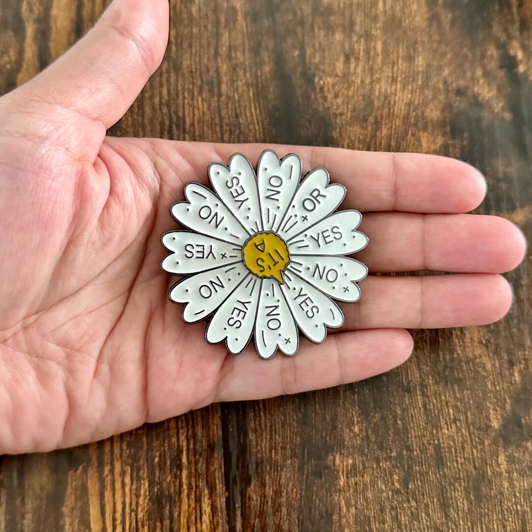Daisy Spinning Enamel Pin Enamel Pin Cute Enamel Pins Kawaii Enamel ...